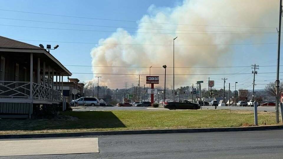 Crews fight several brush fires along Walker County train tracks ...