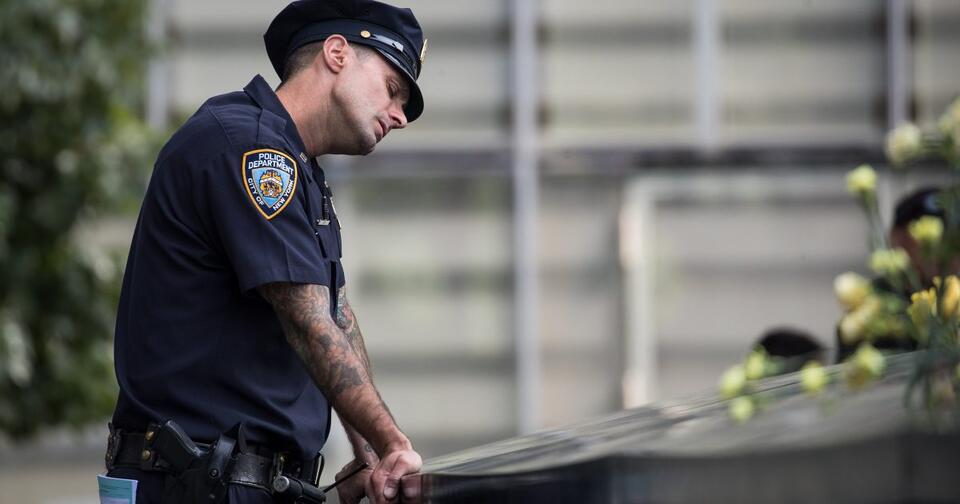 Heroic Police Officer, 60, Was Among the First To Respond to 9/11 ...