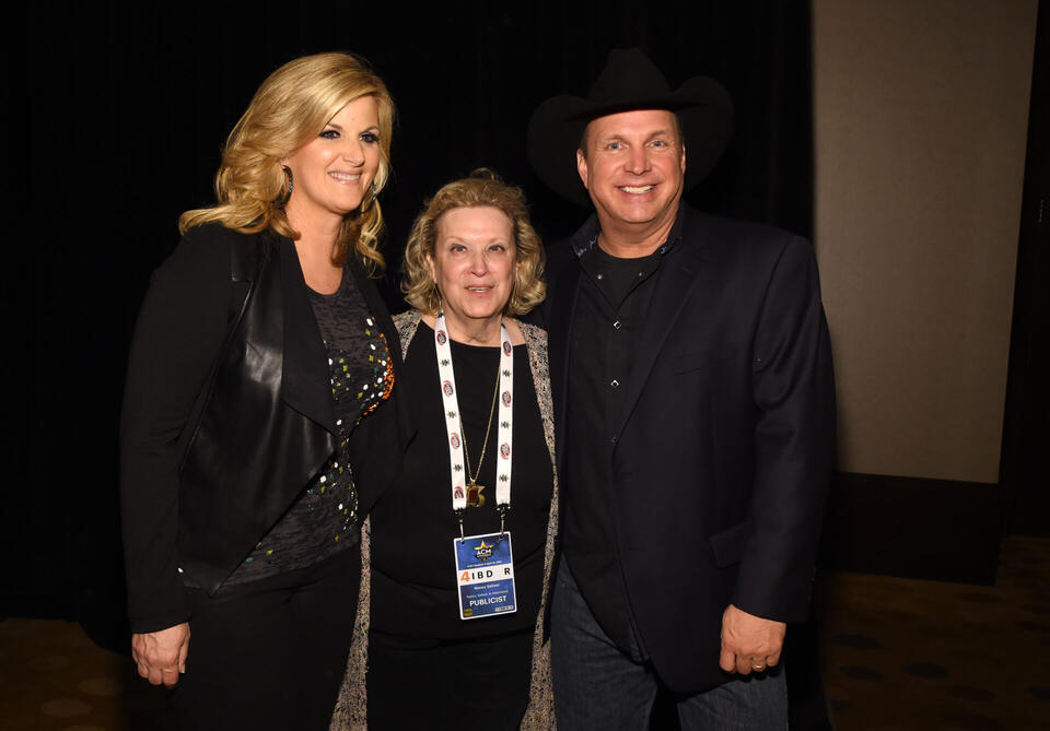 Nancy Seltzer, Veteran Publicist For Stars Like Garth Brooks, Dies At ...