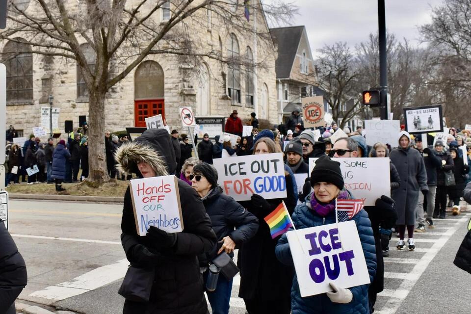 Peaceful protest against ICE draws big crowd in La Grange - NewsBreak