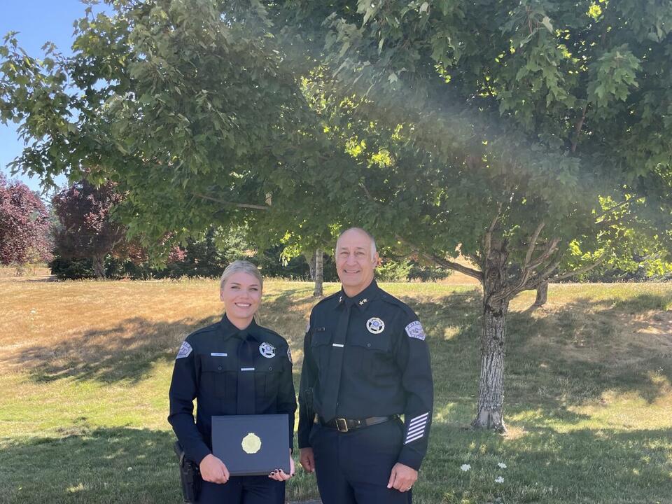 Lake Oswego officer reflects on how homicide of aunt and uncle led her ...