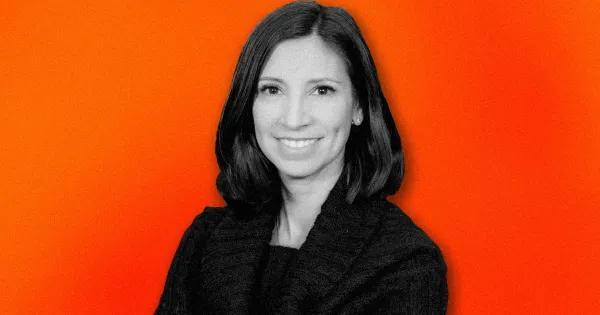 ‘An Incredible Partner': Roxy Young Steps Down as Reddit CMO After 8 ...