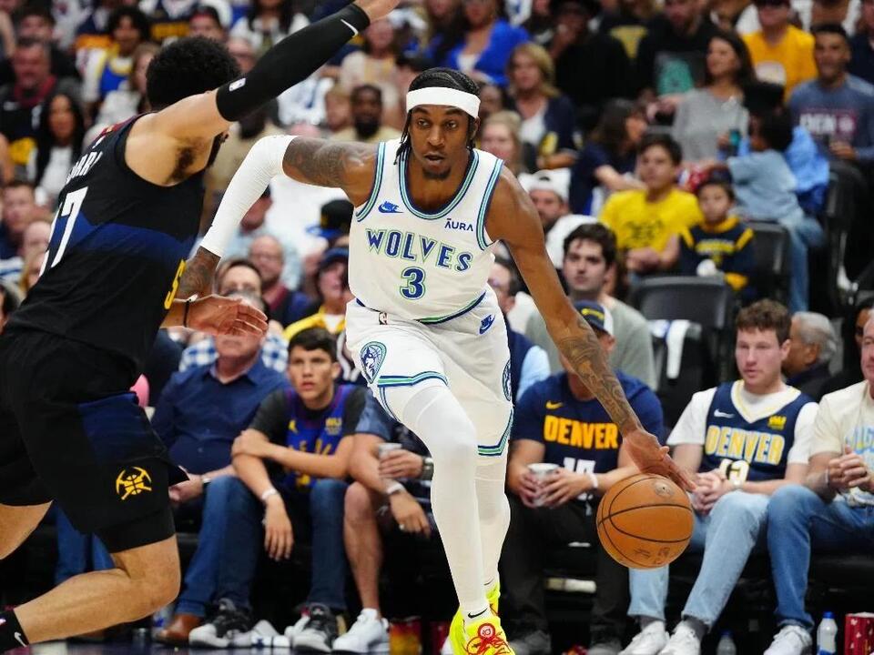 Mavericks vs. Timberwolves props, Game 4 odds, SGP best bets, AI ...