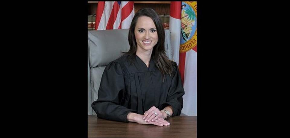 Supreme Court Reprimands Former Judge Who ‘Embraced’ Prosecution After ...