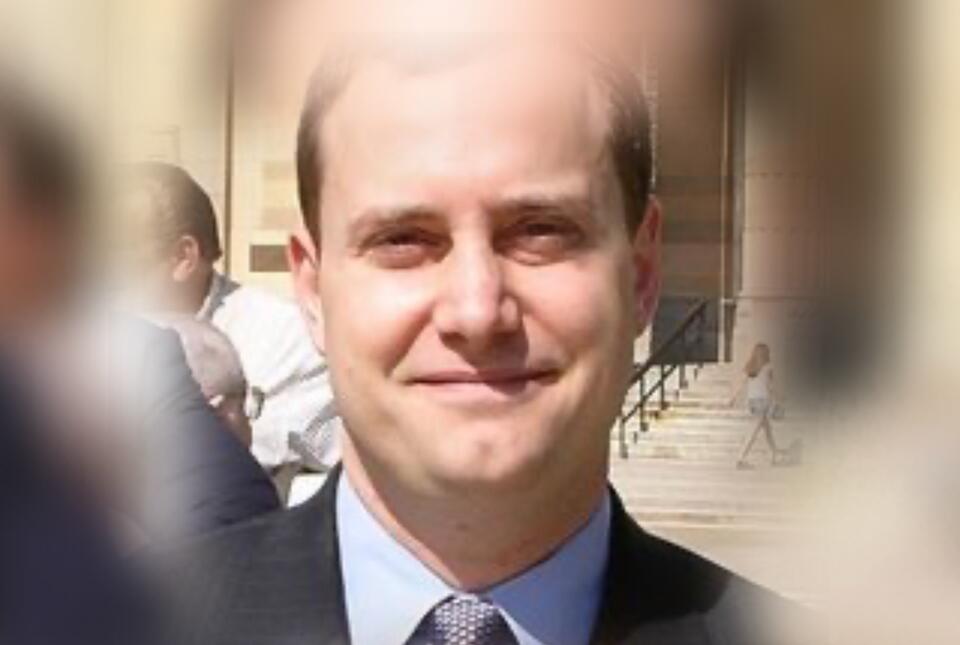 New York Attorney Michael Collesano Sues Woman for Mocking his Tiny ...