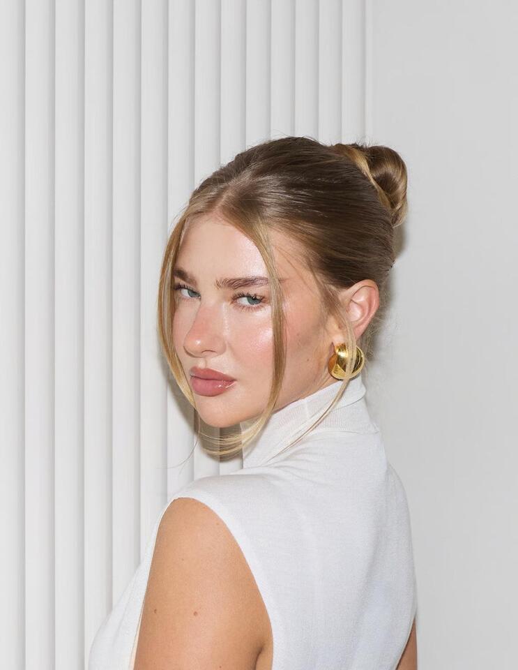 Refy founder Jess Hunt on Pamela Anderson, perfect brows & her top ...