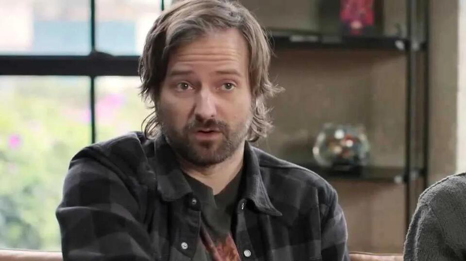 One Last Adventure documentary shows Maya Hawke pointing out Stranger ...