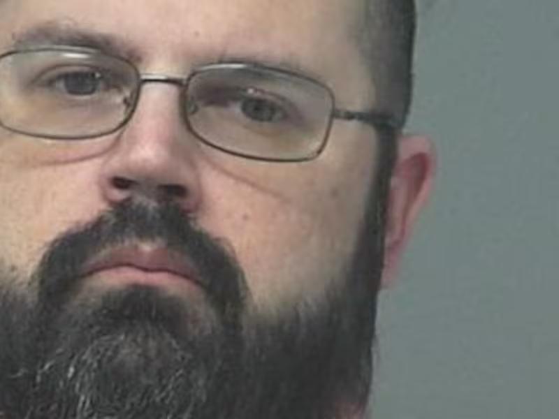 Clements Unit guard charged with 2 felonies after bringing cell phone ...