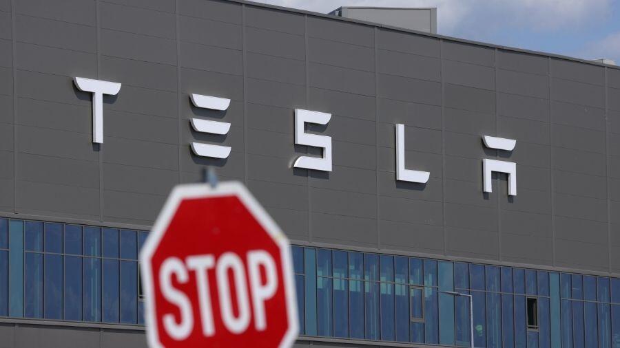 Tesla faces lawsuit over Autopilot after fatal motorcycle crash in WA ...