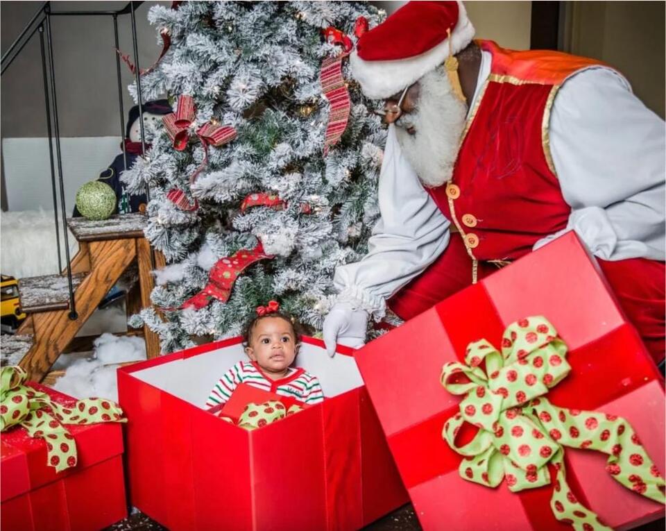 For 25 Years, Atlanta’s Black Santa Has Helped Families Feel Seen at ...