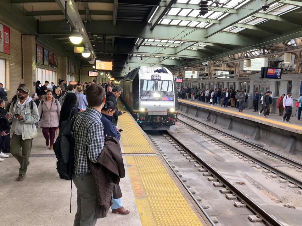 Fire blamed for suspended service on multiple NJ Transit rail lines ...