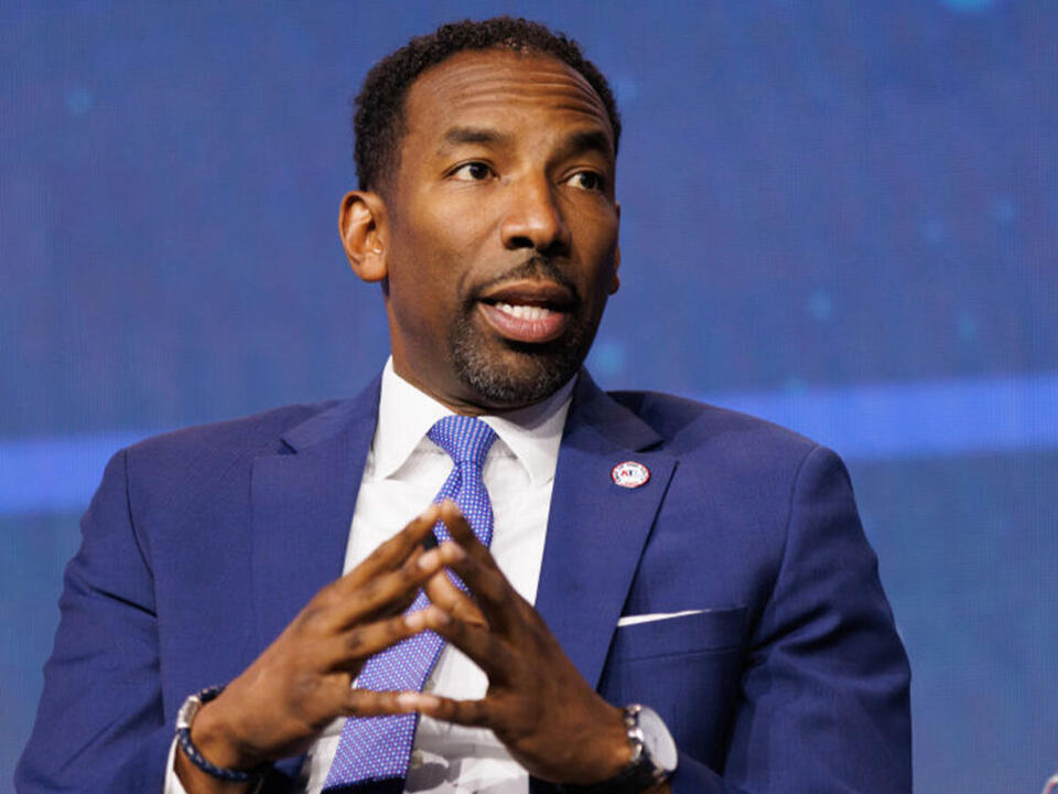 Mayor Andre Dickens Unveils Atlanta’s First Rapid Housing Initiative ...