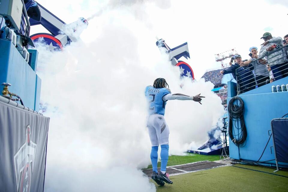 Should You Start Tennessee Titans RBs Tony Pollard or Tyjae Spears in ...