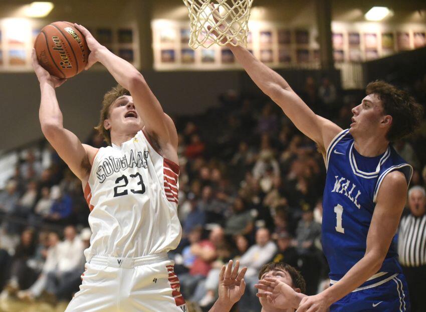 ‘Played as a team for Kobee’ - Viborg-Hurley outlasts Wall at Midwest ...