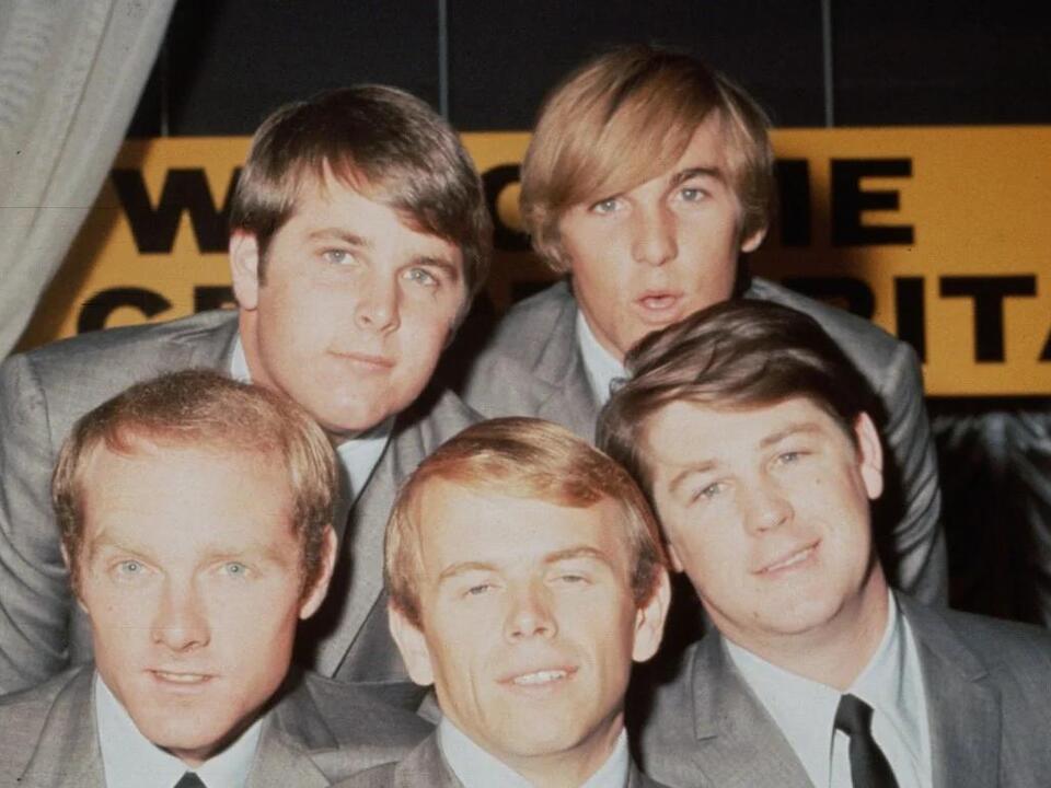 The 32 Most Legendary Sibling Singing Collaborations