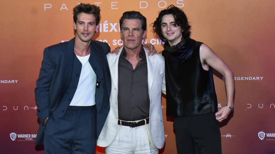 Timothee Chalamet’s ‘Dune’ Co-Star Wrote a Poem About Him - NewsBreak