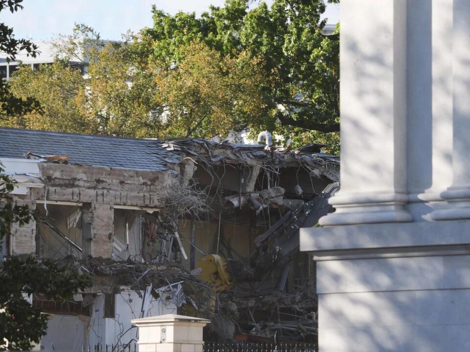 White House starts demolishing part of the East Wing to build Trump’s ...