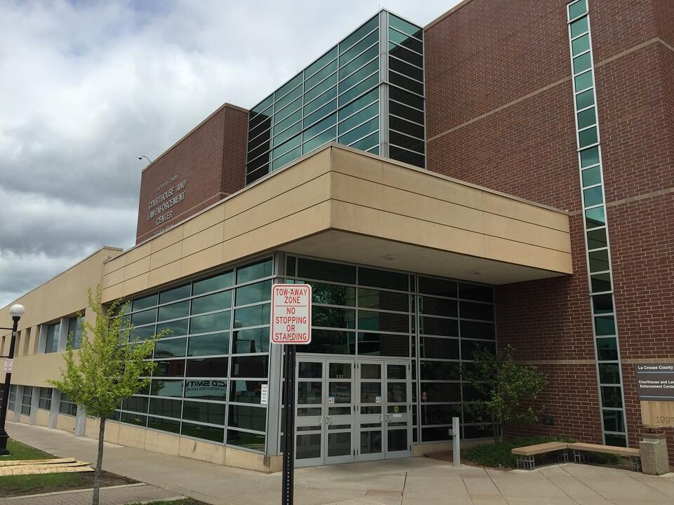 Betz receives new prison sentences for crimes committed over last 4 ...