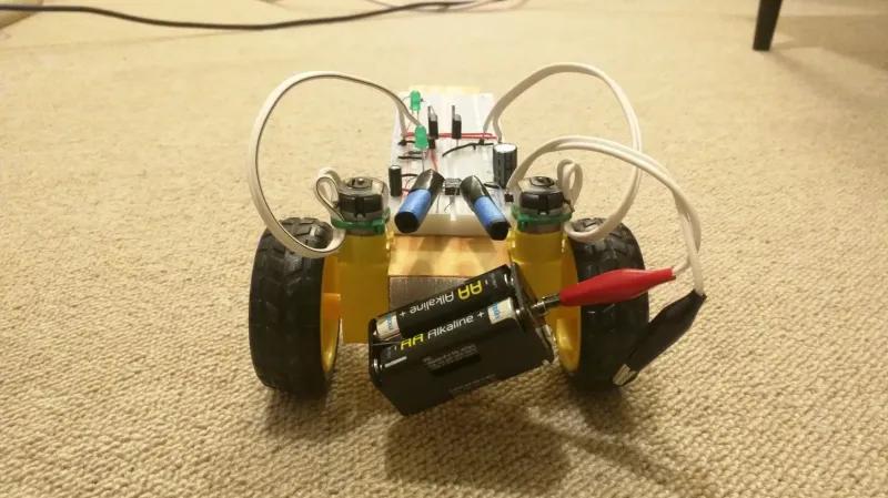 Light Following Robot Does It The Analog Way - NewsBreak