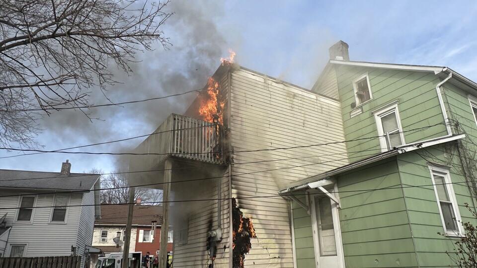 Fire damages two homes in Catasauqua Borough - NewsBreak