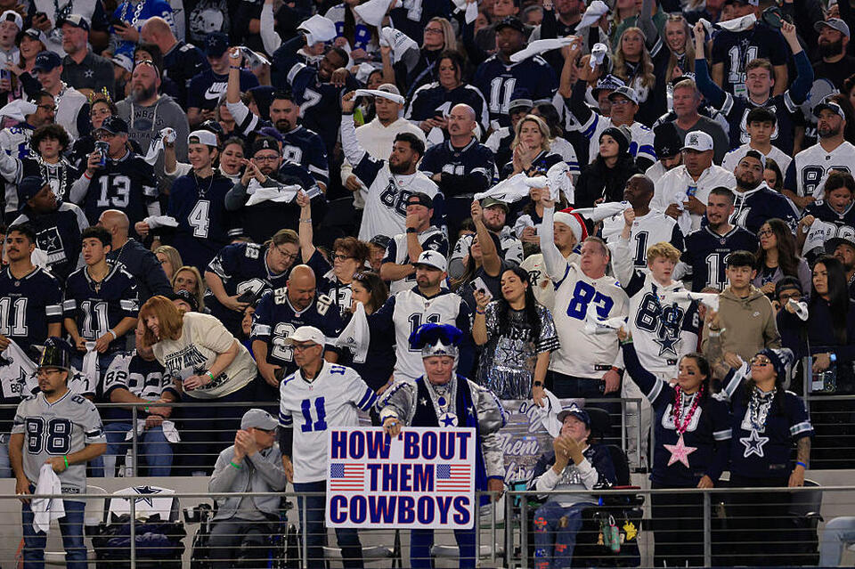 A Dallas Cowboy Sold More Jerseys Than Anyone Else in the NFL - NewsBreak