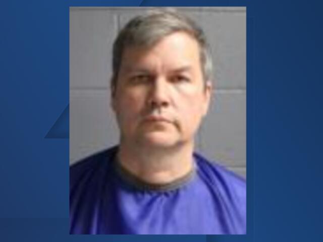Former Leavenworth school teacher charged with more crimes against ...