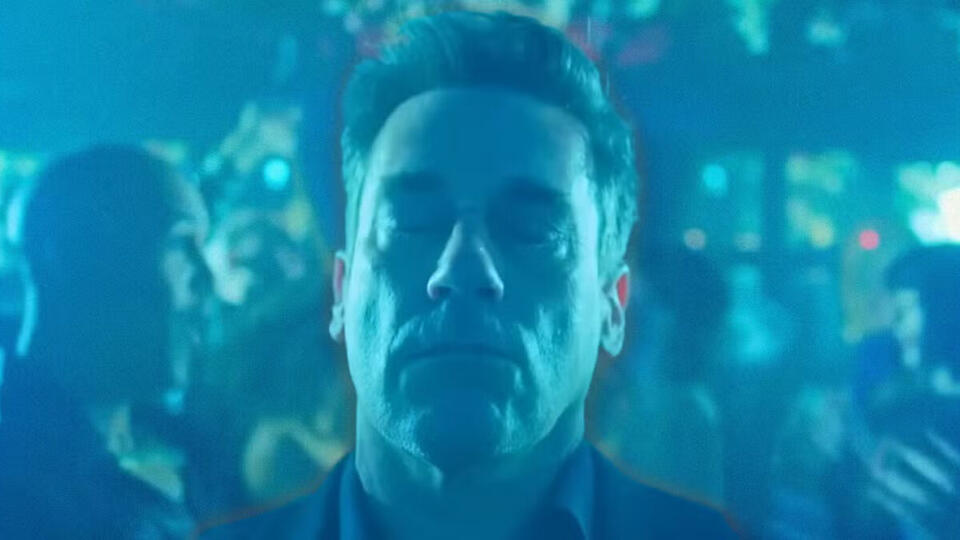 Jon Hamm Meme Sends 2010 Dance Track to Top of Spotify’s Viral Charts ...