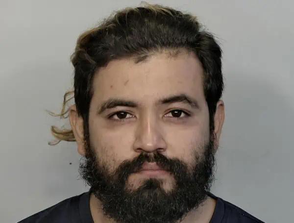 Machete-Wielding Florida Man Arrested After He Threatened To “Kill ...