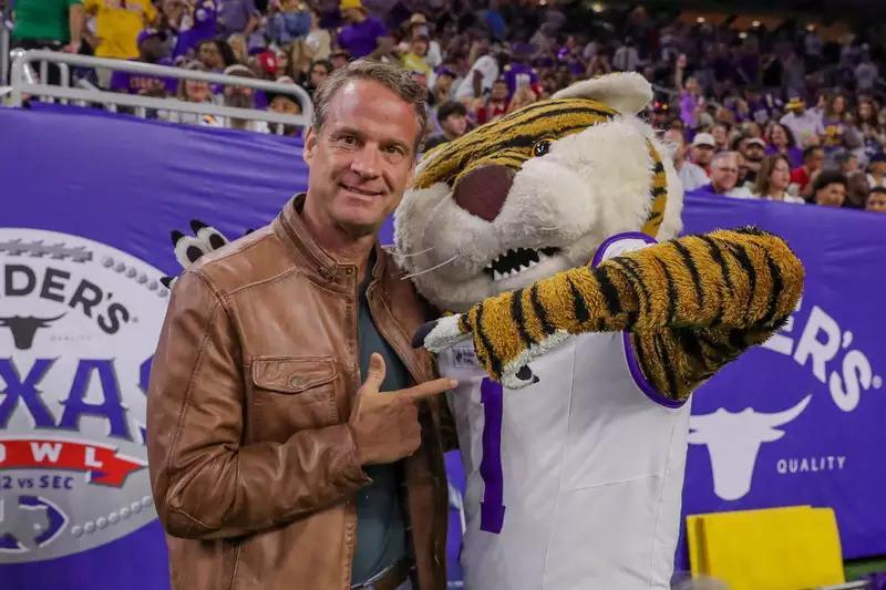 "I Had Nothing To..": LSU AD Breaks Silence on Lane Kiffin's Public ...