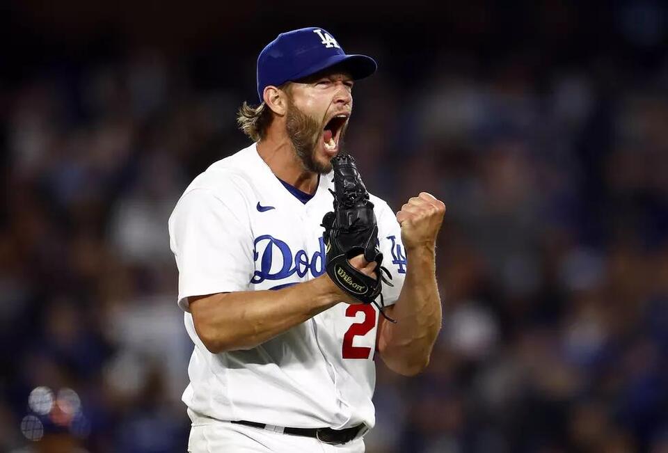 Texas Baseball Legend Returning For Year 18 in the Big Leagues - NewsBreak