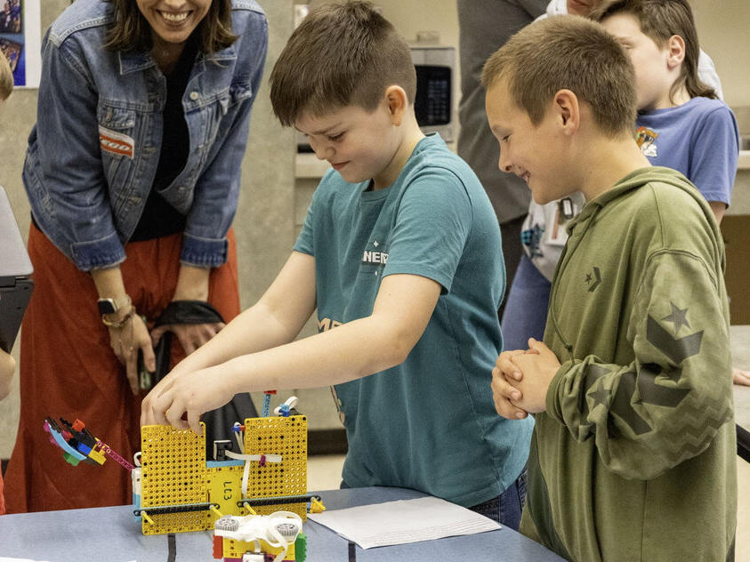 Battle Ground schools continue LEGO Summer Academy
