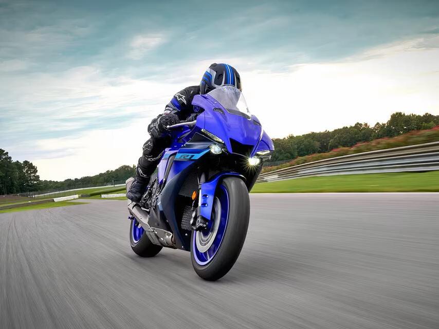 Why The Yamaha YZF-R1 Still Stands Out In A World Full Of Modern Superbikes