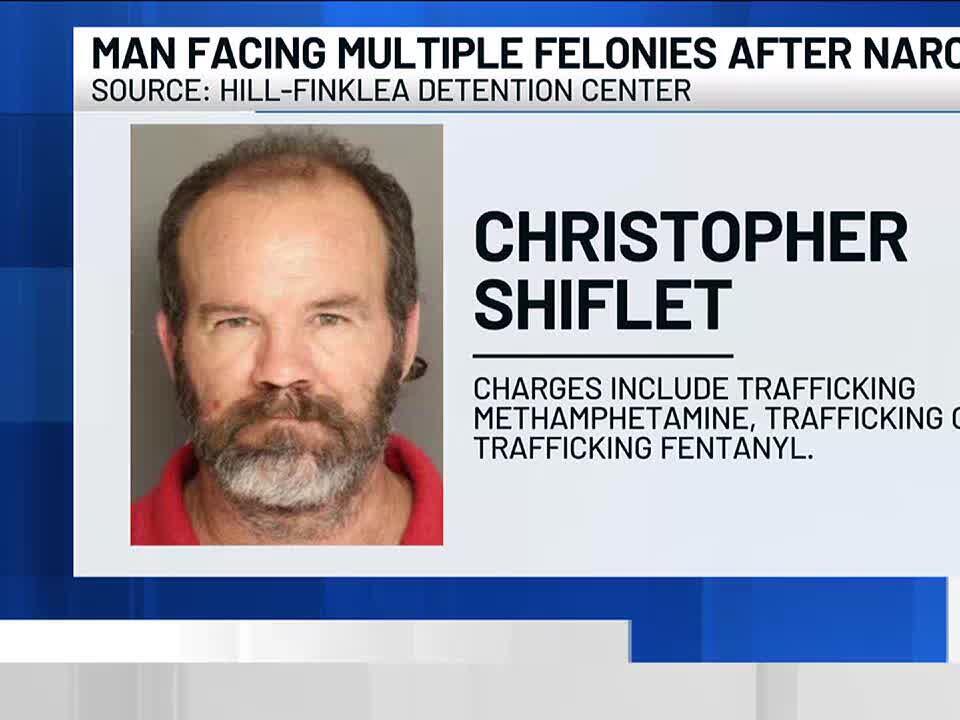 VIDEO: Berkeley Co. traffic stop leads to man’s arrest on 5 felonies