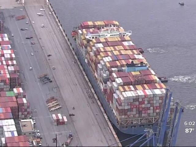 Dali crew still in limbo as FBI investigation continues