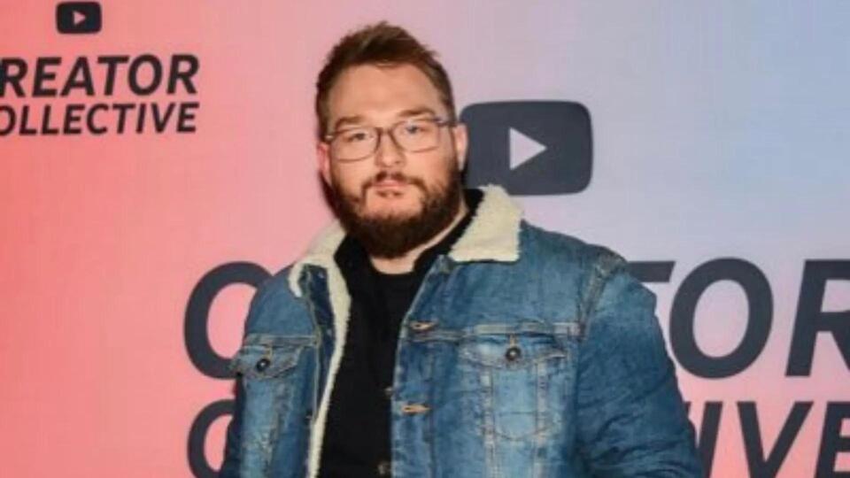 Who is Jon Prosser and why was he sued by Apple? Complete drama ...