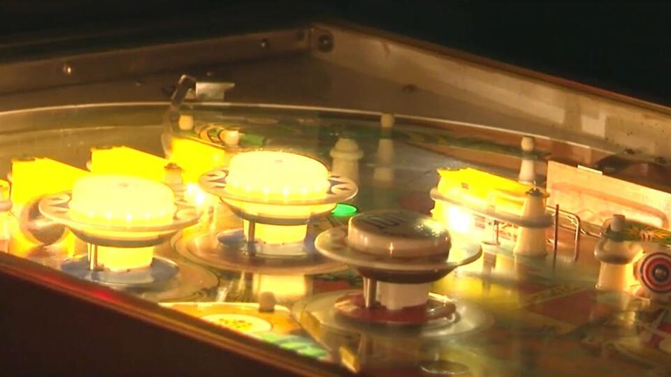 Eugene's Level Up hosts 10th Oregon Pinball Championship - NewsBreak