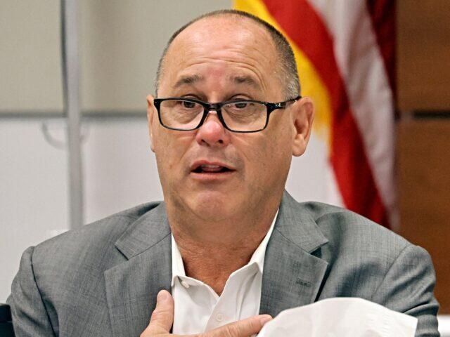Gun Control Activist Fred Guttenberg Points Finger at Campus Carry ...