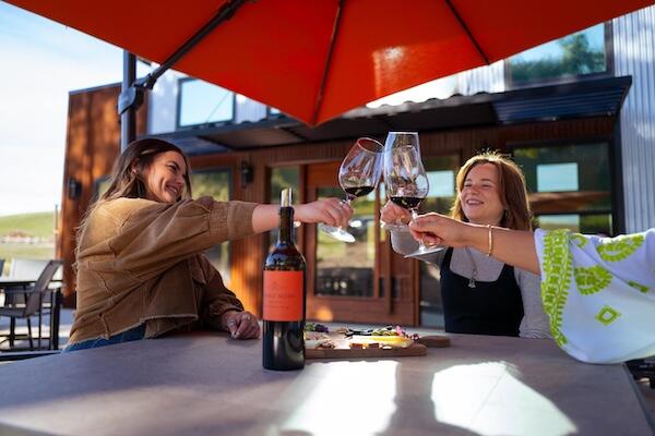 Paso Robles winery launches discounted tastings for college students ...