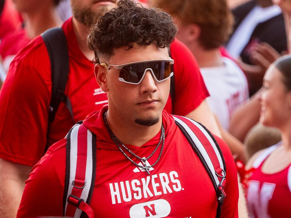 Dylan Raiola wears jersey No. 15 for surprising reason