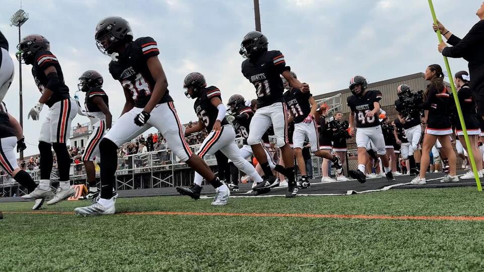 IHSAA football highlights: Beech Grove dominates Scecina 60-14 - NewsBreak