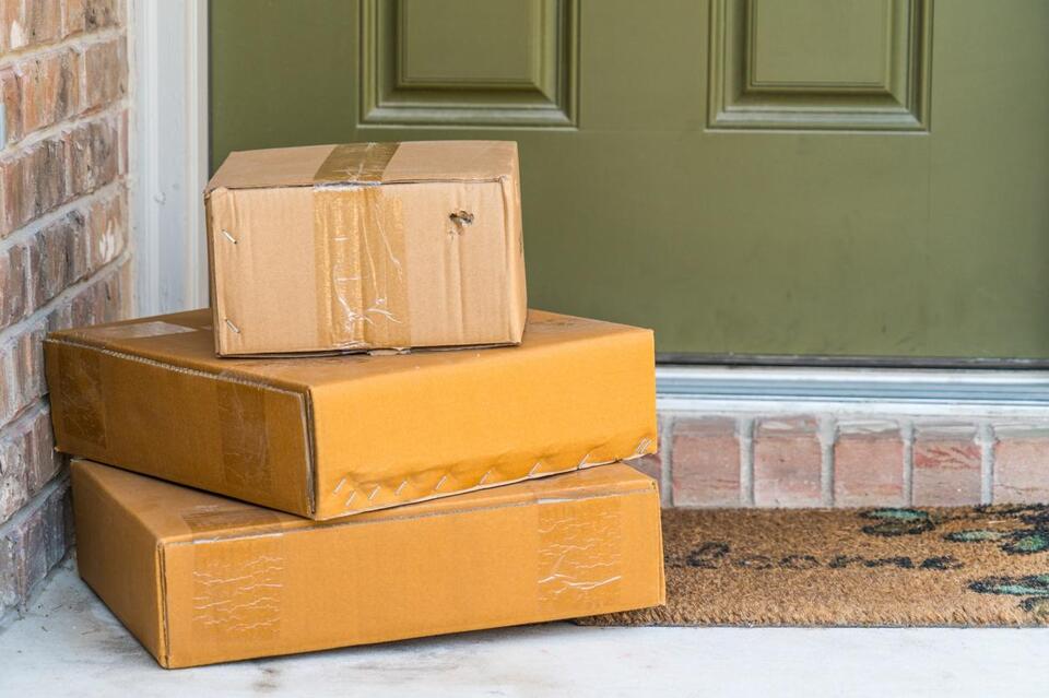 How Texans Can Protect Holiday Deliveries From Porch Pirates - NewsBreak