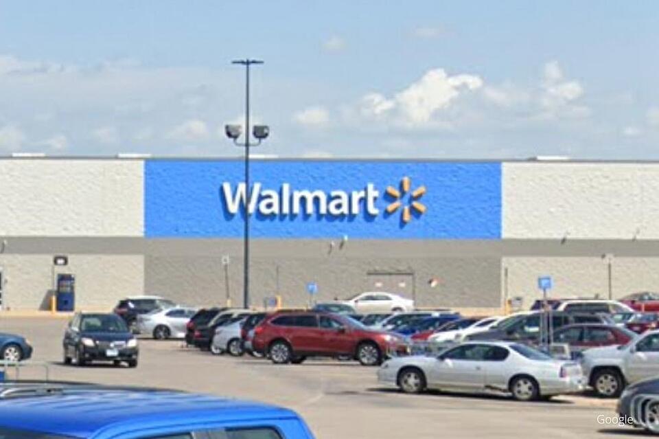 New Rules Now in Place for Shoppers at Minnesota Walmart Stores - NewsBreak