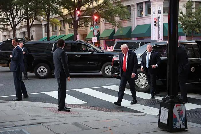 People Can't Stop Watching This Footage Of Trump Getting Confronted By ...
