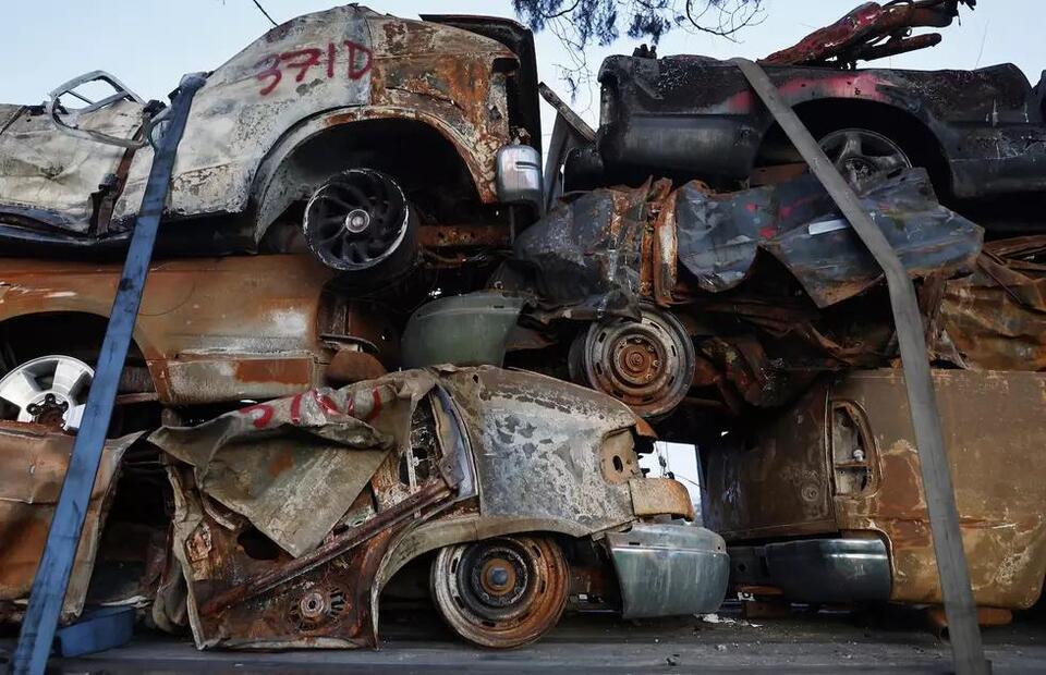 Piles of Burnt Cars and Leveled Homes: Photos Show California Four ...