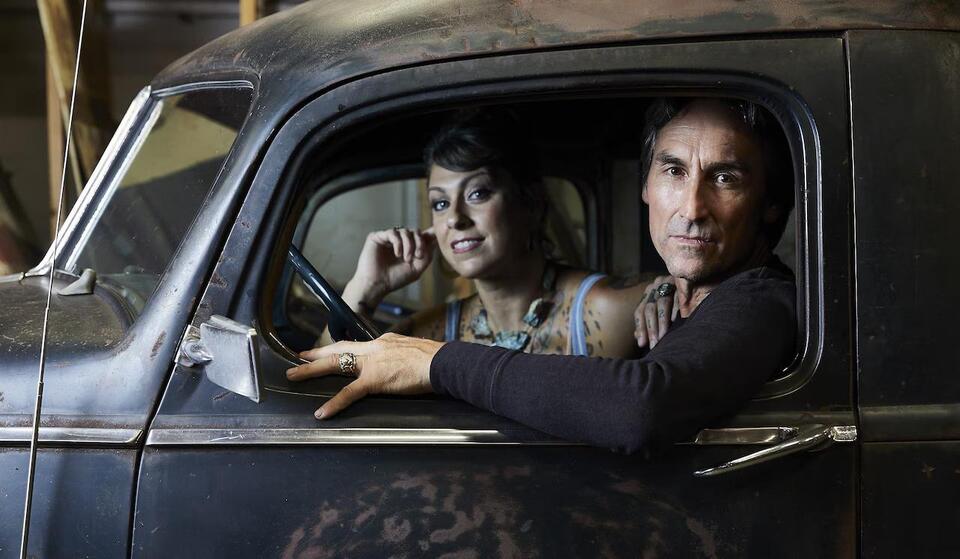‘American Pickers’ star Mike Wolfe, girlfriend hospitalized after car ...