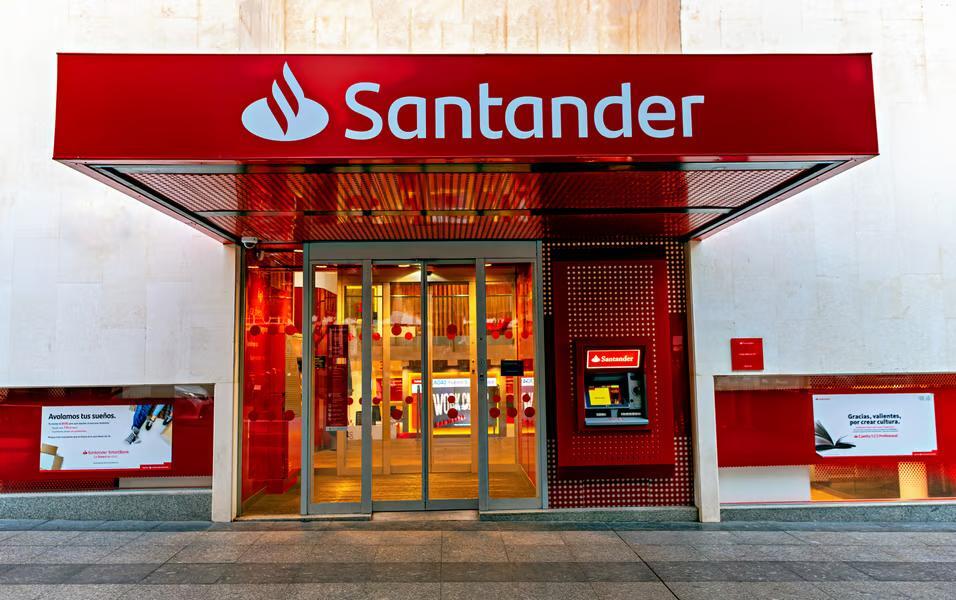 Santander names new mortgage trading head - NewsBreak
