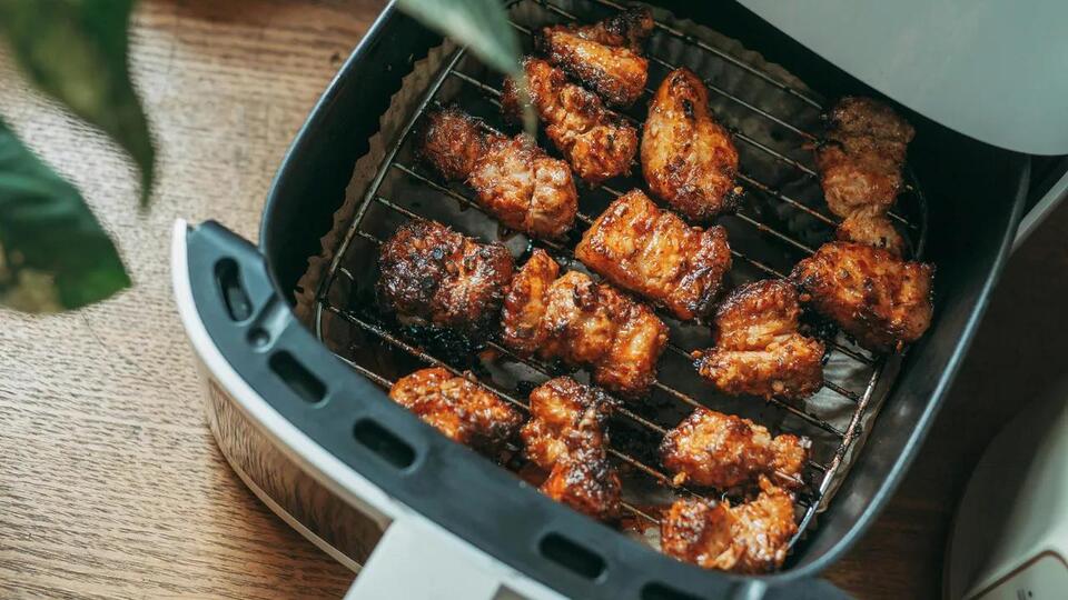 Air Frying Fatty Food Is Better for Indoor Air Quality Than ...