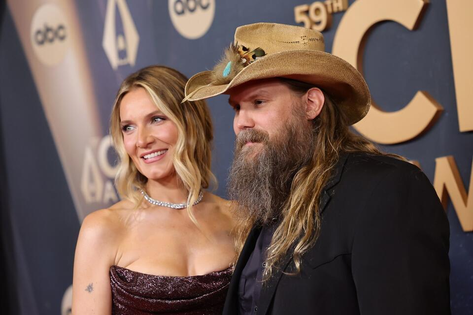 Everything We Know About Chris Stapleton's Wife and Their Five Kids ...