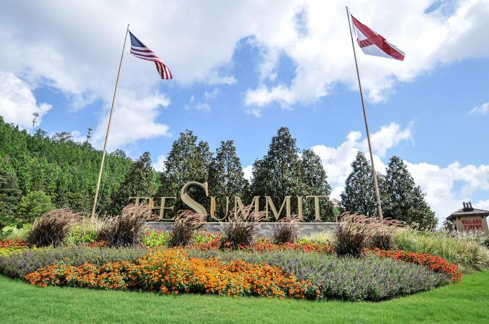 New stores coming to The Summit this year - NewsBreak