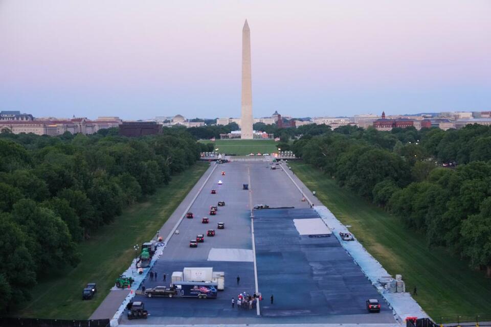 Lawsuit seeks halt to Trump’s reflecting pool makeover - NewsBreak